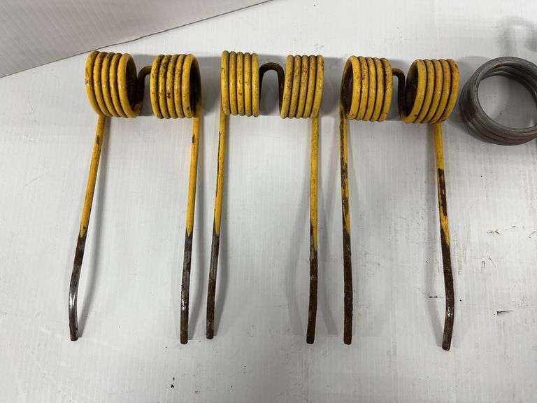 (5) Rake teeth for New Holland 258-256 rake, new; (3) Pickup teeth for ...