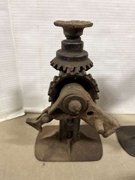 (3) Antique car jacks, 11 1/2"H, fair - Albrecht Auction Service
