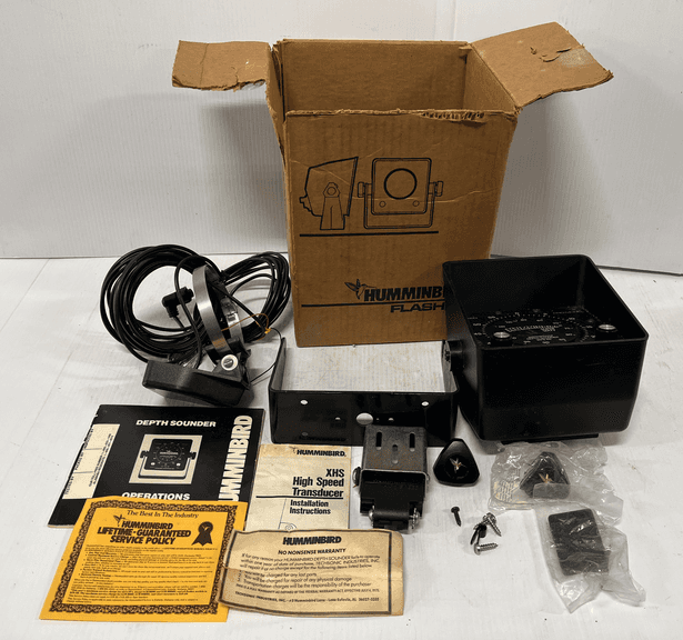 Hummingbird Super Sixty depth sounder fish finder with mount and cables ...