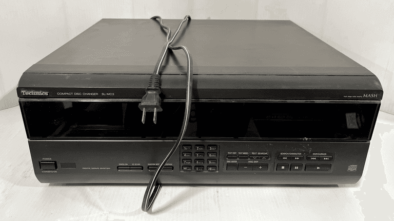 Technics compact disc changer, SL-MC3, 17"W x 15"D x 7"H, good ...