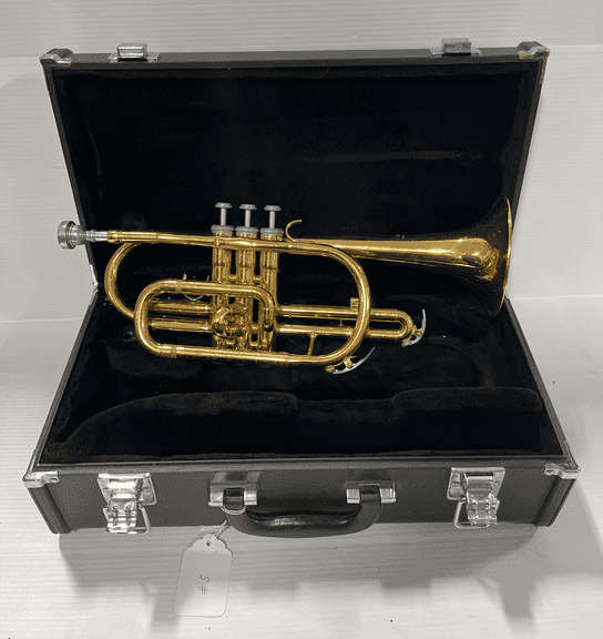 Yamaha cornet with case and 11C4 mouthpiece, Model No. YCR2310II ...