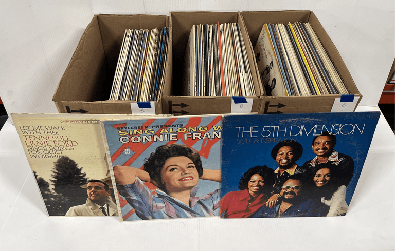(100) Vinyl LP record albums, 3 boxes - Albrecht Auction Service