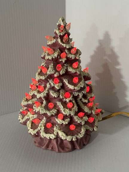 Pink ceramic lighted tree, 8"H, very good, light works - Albrecht ...