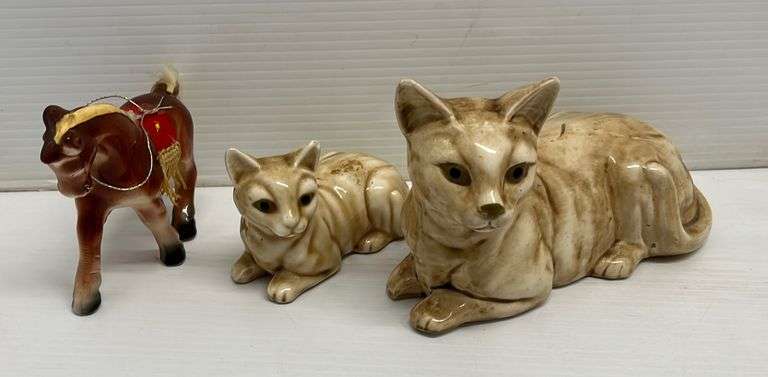 Older Norleans cats and ceramic horse figurine, up to 7 1/4"L x 4"H ...