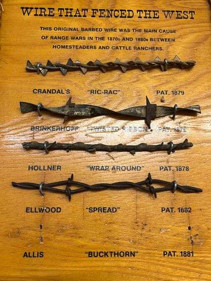 Wire fence display, 9"W x 12"H - Albrecht Auction Service