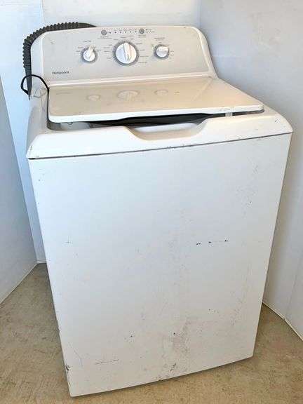 Washing machine, 26"W, has scratches and marks - Albrecht Auction Service