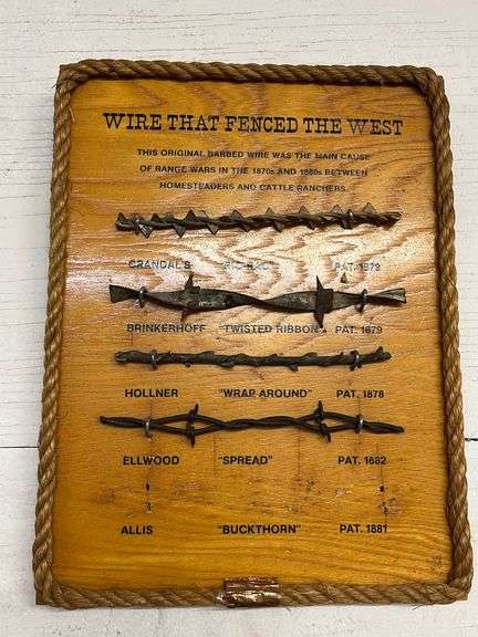 Wire fence display, 9"W x 12"H - Albrecht Auction Service