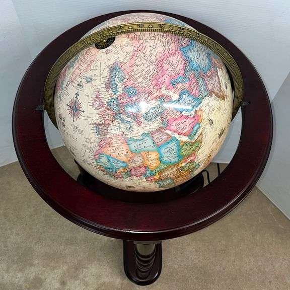 Replogle heirloom illuminated floor globe, 36", very good, works ...
