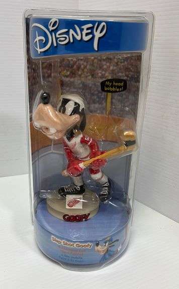 Disney "Slap-Shot Goofy" Red Wings hockey figure, 6 1/2"H, new ...