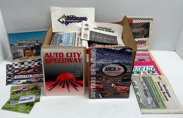 Assorted Michigan racing scene magazines, mostly early 2000s; various ...