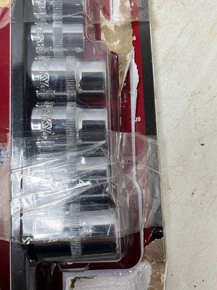 Husky 13-piece external torx socket set, includes: 1/4", 3/8", and 1/2 ...