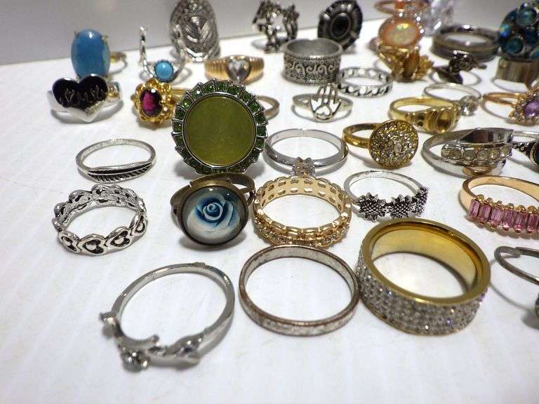 (50) Untested rings, some very nice ones included, size 5-8, very good ...