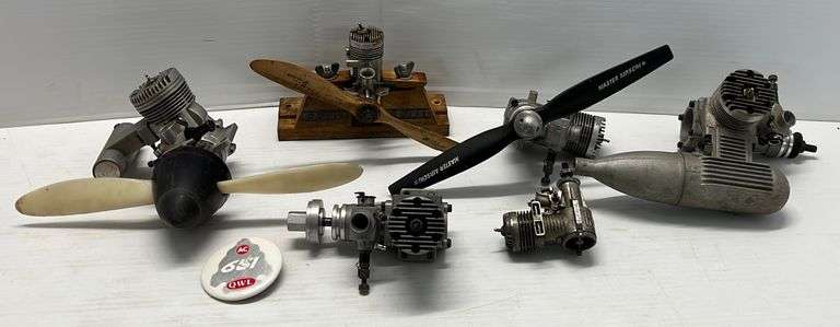 (6) Model airplane gas engines, 15 Fox, OS Max 40SR, OS Max 45, and OS ...