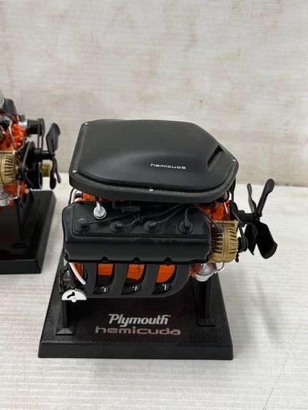 (3) Assembled diecast 426 Hemi engine models, up to 6 1/4"H - Albrecht ...