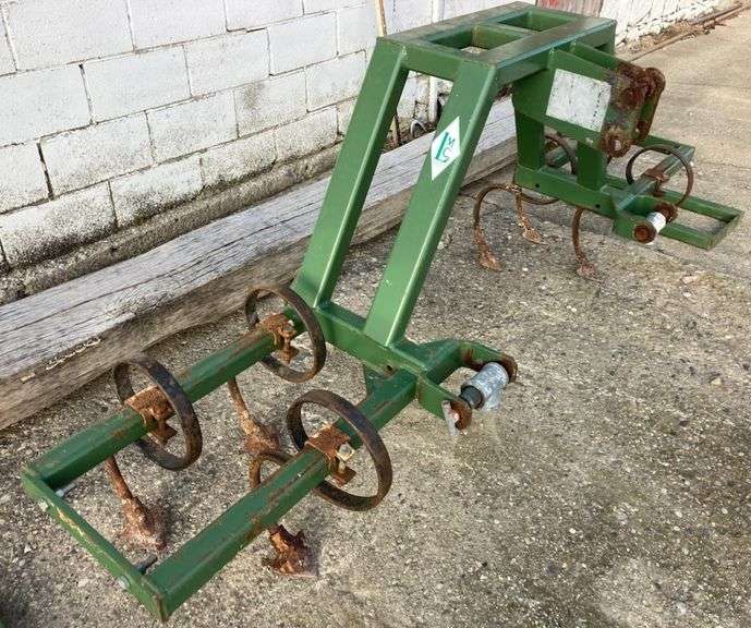 This item Selling ABSOLUTE! ~~~ Lorenz Mfg. Co. 3-Point Track ...