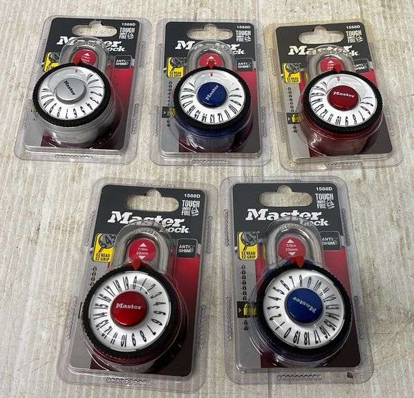 (5) Master Lock combination padlocks with magnification lenses, new ...