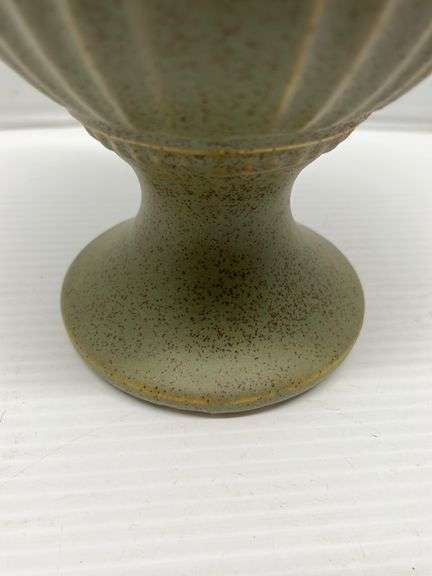 Mid-century modern McCoy Floraline ribbed olive green pedestal vase, No ...