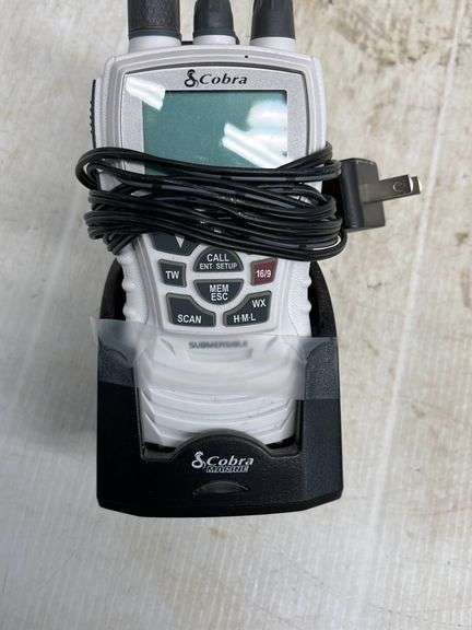 Cobra handheld submersible marine HH350 VHS radio, rechargeable with ...