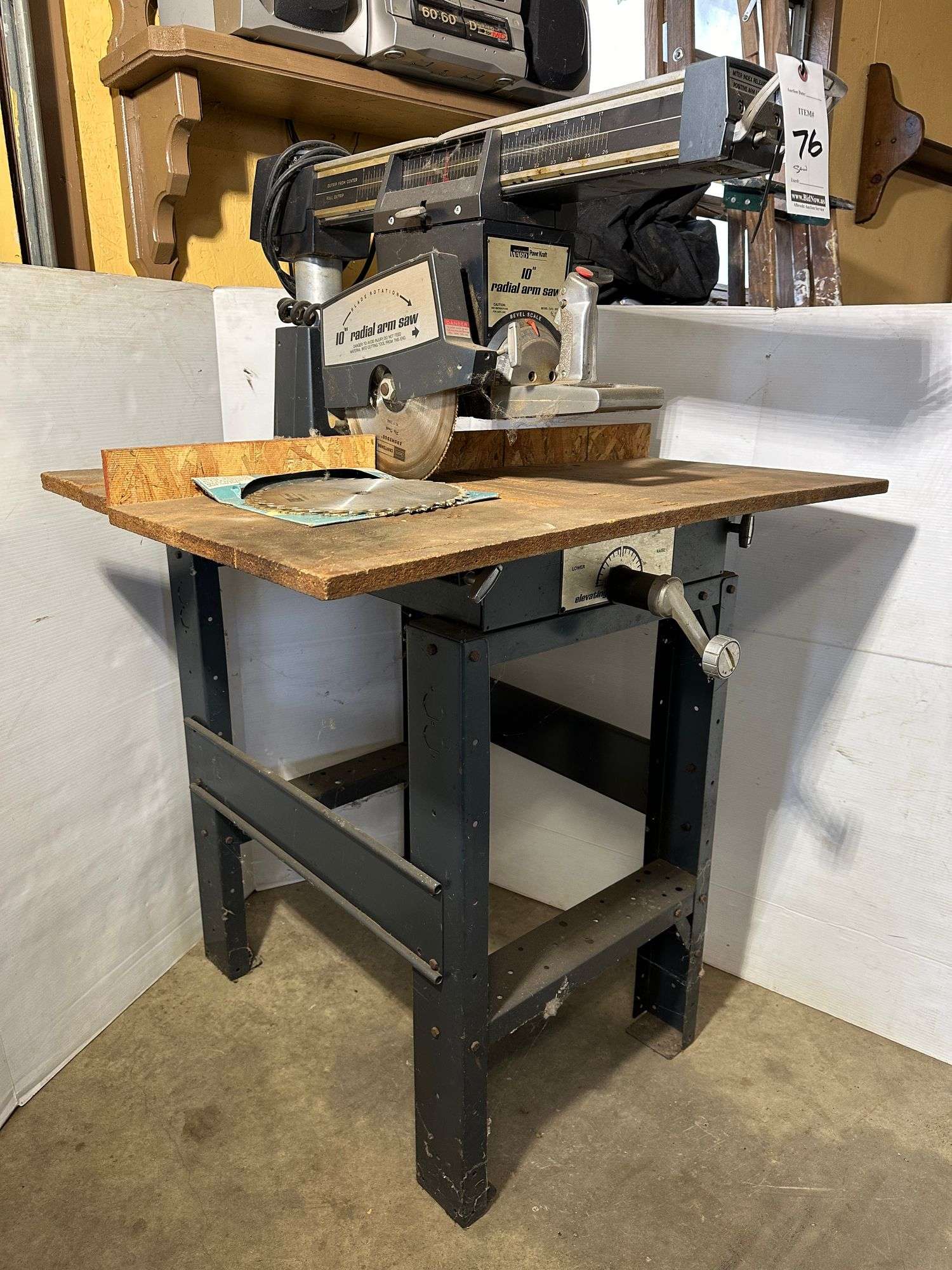 Montgomery Ward 10 Radial Arm Saw on Stand Model T.P.C. 2610C and 2 Extra Blades Works Albrecht Auction Service