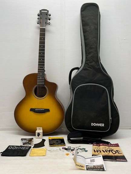 Donner guitar with backpack carry case, case- 43"H, picks and other ...