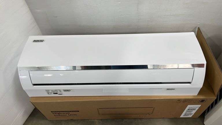 RunTru trane mini-split, one year old, heat and AC 1.5-Ton 17 seer, has ...