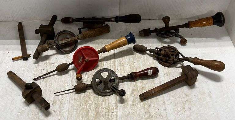 Hand drills, need oiling; Carpenter measuring tool - Albrecht Auction ...