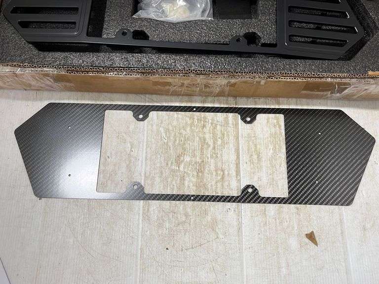 Corvette C8 rear aluminum license plate frame with carbon fiber ...