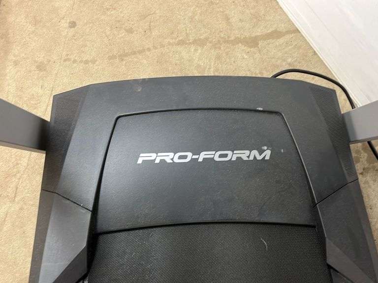 Proform treadmill, track- 18"W, used, works - Albrecht Auction Service