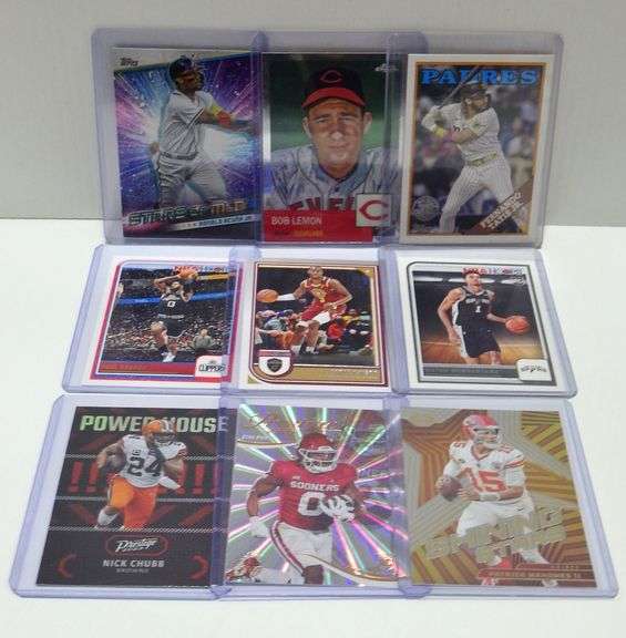 Sports cards, includes: Ronald Acuna Jr., Bob Lemon, Fernando Tatis Jr ...