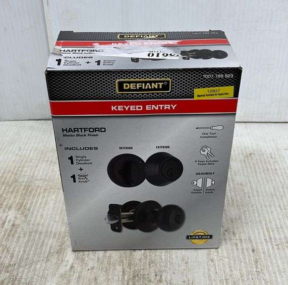 Defiant "Hartford" keyed entry door set, exterior grade locking ...