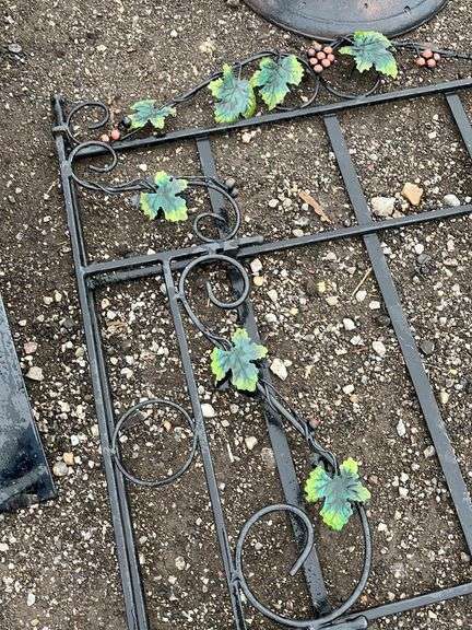 Garden terrace stand, 30" middle section with 12" foldable wings on ...