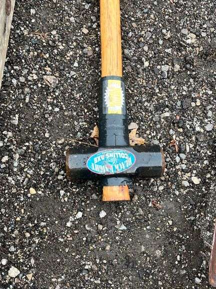 Black knight collins sledgehammer, pick, and flat shovel, good ...