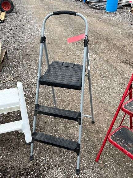 (3) Step ladders, includes: 2- Metal three-steps with platforms, 1 ...