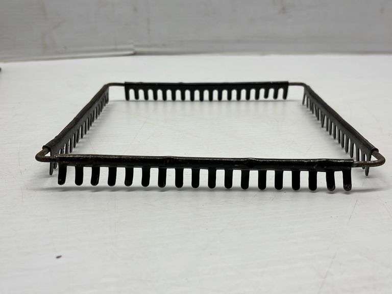 (14) Metal square loop weaving looms - Albrecht Auction Service