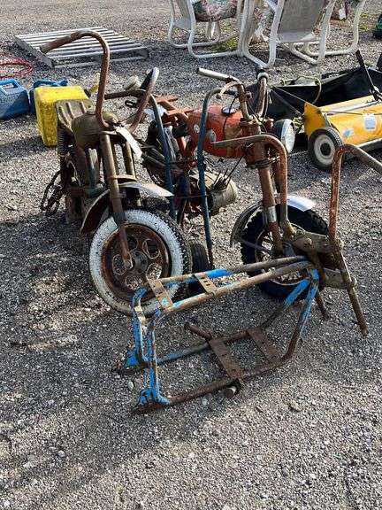 (4) Mini bikes, rusty, froze up, for parts, as is - Albrecht Auction ...