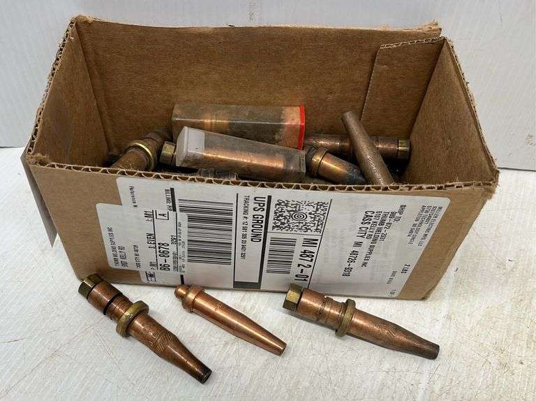 Torch tips, include: Smith, Victor, Harness, and Purox - Albrecht ...