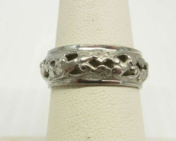 Sterling silver ring, marked sterling, size 7; Except where specifically noted, jewelry lots ...