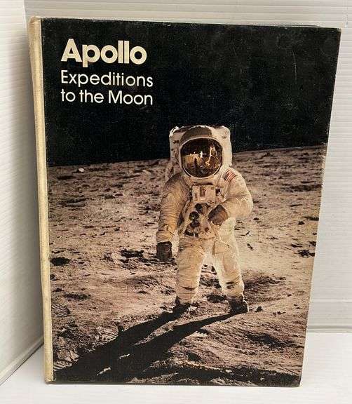 Older Apollo Moon Missions book - Albrecht Auction Service