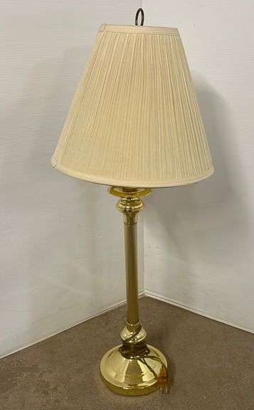 Shiny brass color table/bedroom lamp, 30"H, good - Albrecht Auction Service