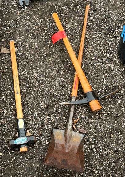 Black knight collins sledgehammer, pick, and flat shovel, good ...