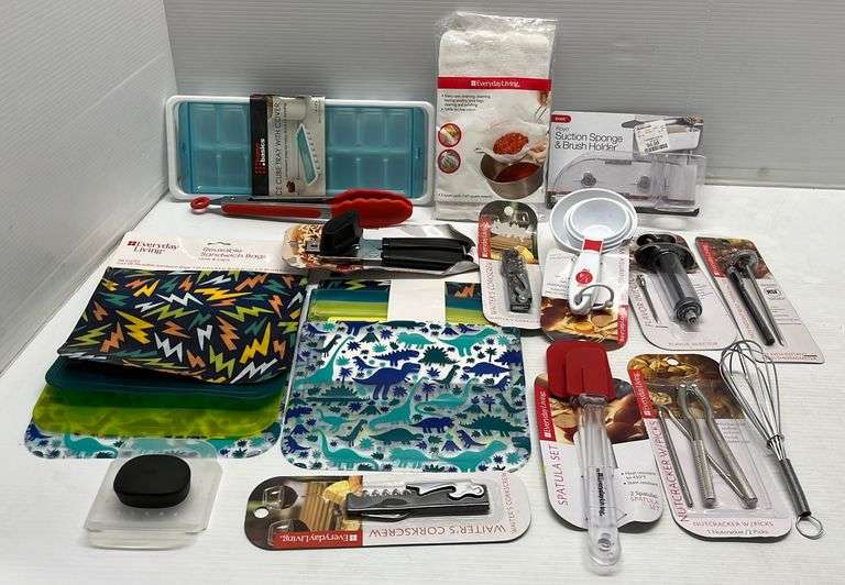 Assorted kitchen items, up to 13"L, all new - Albrecht Auction Service