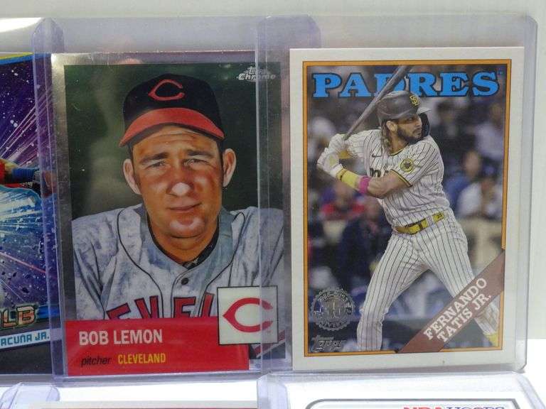 Sports cards, includes: Ronald Acuna Jr., Bob Lemon, Fernando Tatis Jr ...