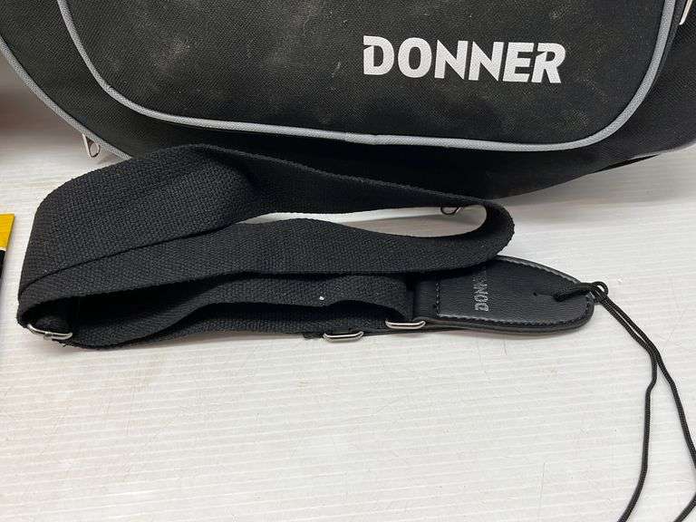 Donner guitar with backpack carry case, case- 43"H, picks and other ...