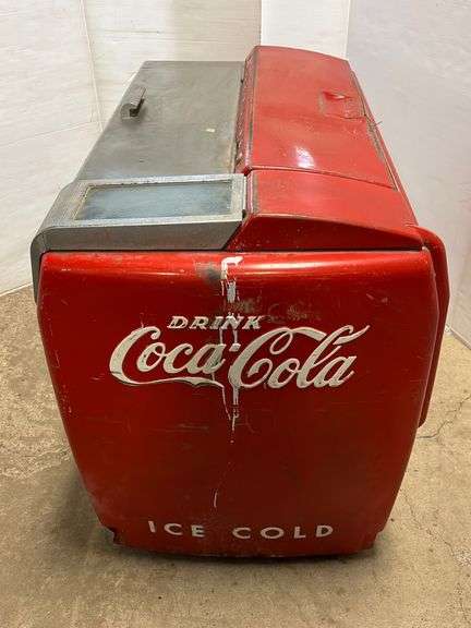 Older Coca-Cola vending machine/cooler, 42"W x 24"D x 36"H, great for ...
