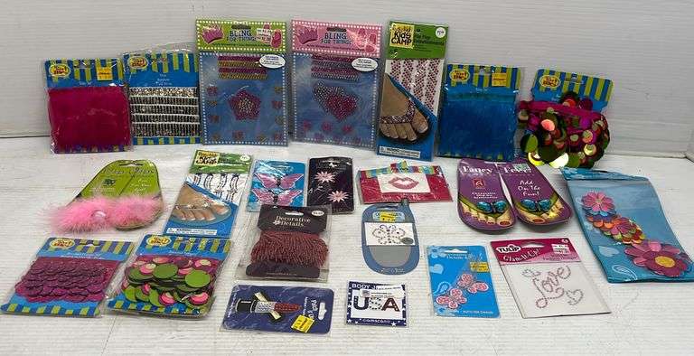 (22) Assorted trims, iron ons, embellishments, all NIP - Albrecht ...