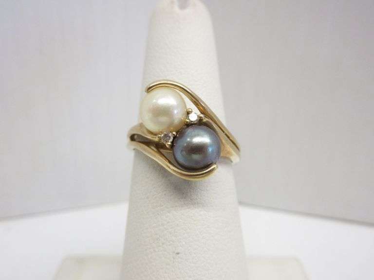 14K gold pearl and diamond ring, features two pearls set in 14K yellow ...