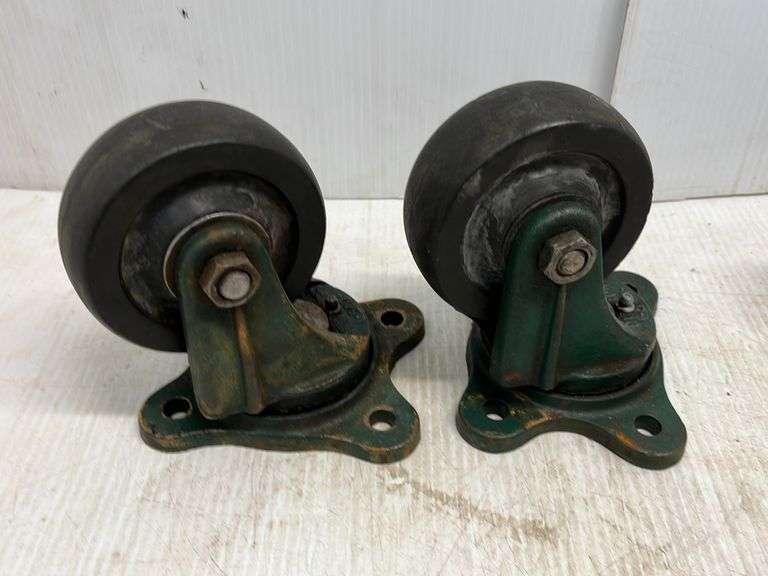 (4) Casters/wheels, 2-swivel, 2-ridgid, - Albrecht Auction Service