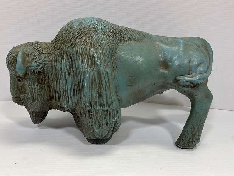 Large 1960s ceramic American bison by Deforest of California, 16" x 8 1 ...