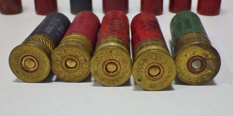 (19) Paper shotgun shells, 12-16-20 gauge rounds, Super-X, Remington ...