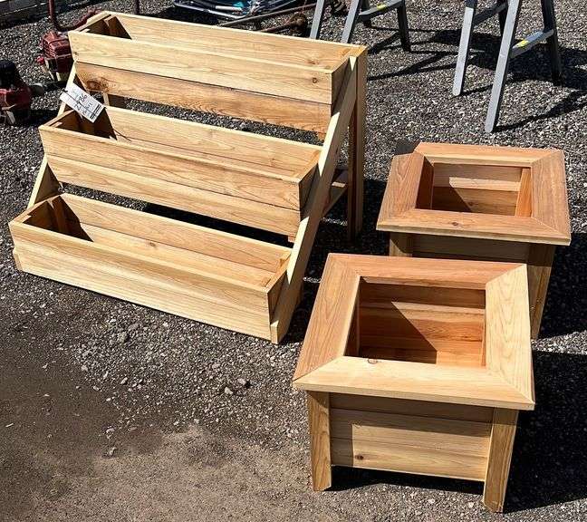 Head planter, 37" x 26" x 25"; (2) Flower boxes, 19" x 19" x 14 ...